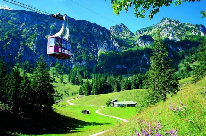 Ausflugsziel Hochfelln-Seilbahn Bergen in Bergen - DOATRIP.de