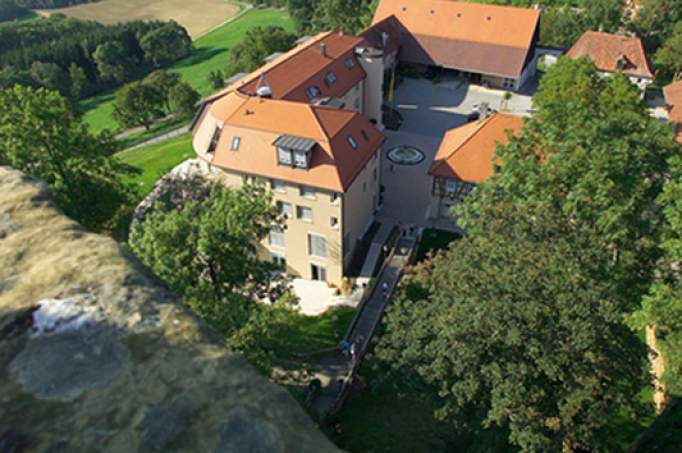 Ausflugsziel Burg Staufeneck in Salach - DOATRIP.de